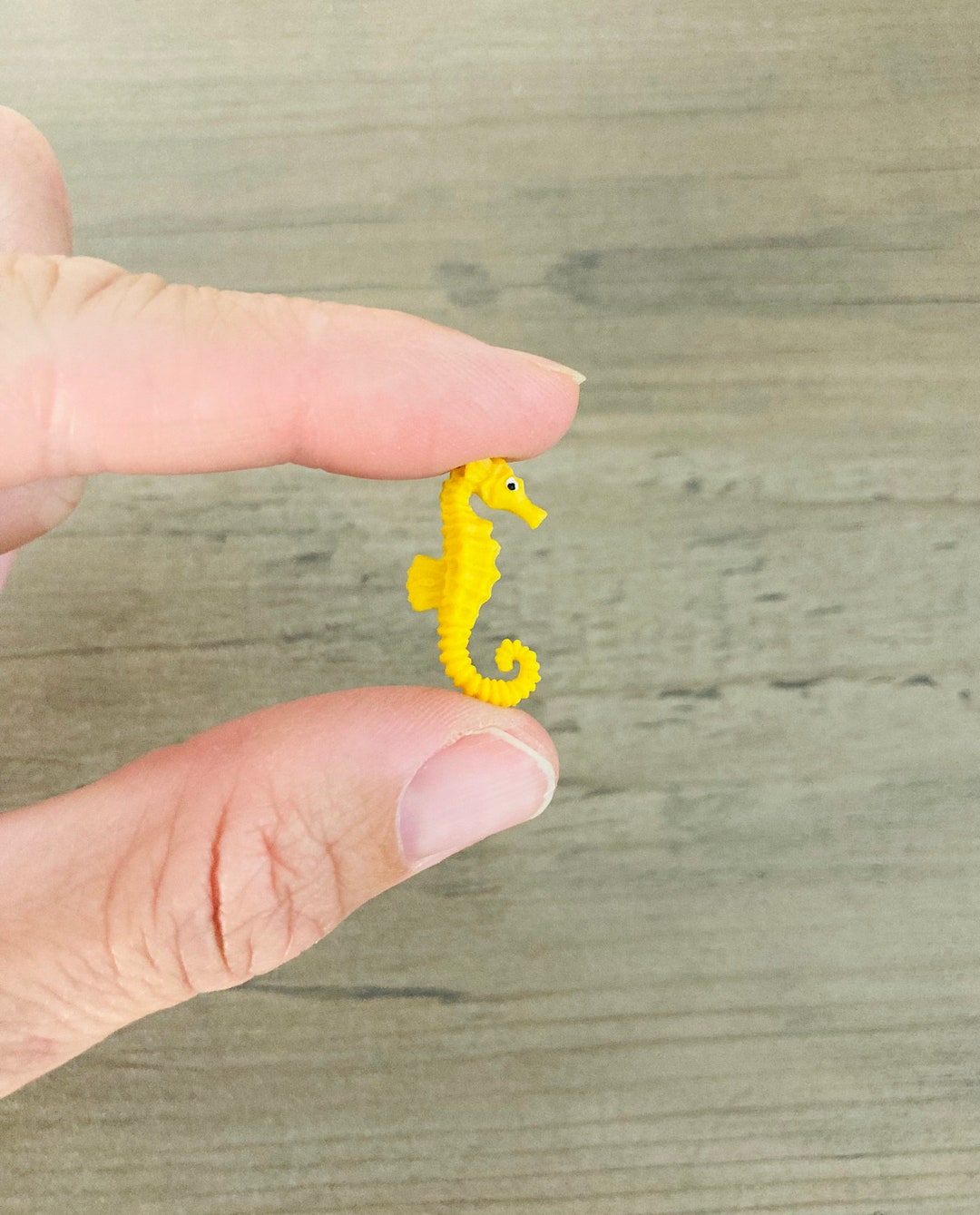 Micro Mini Seahorse / Sea Creature Garden Home Decor Miniature Yellow ...