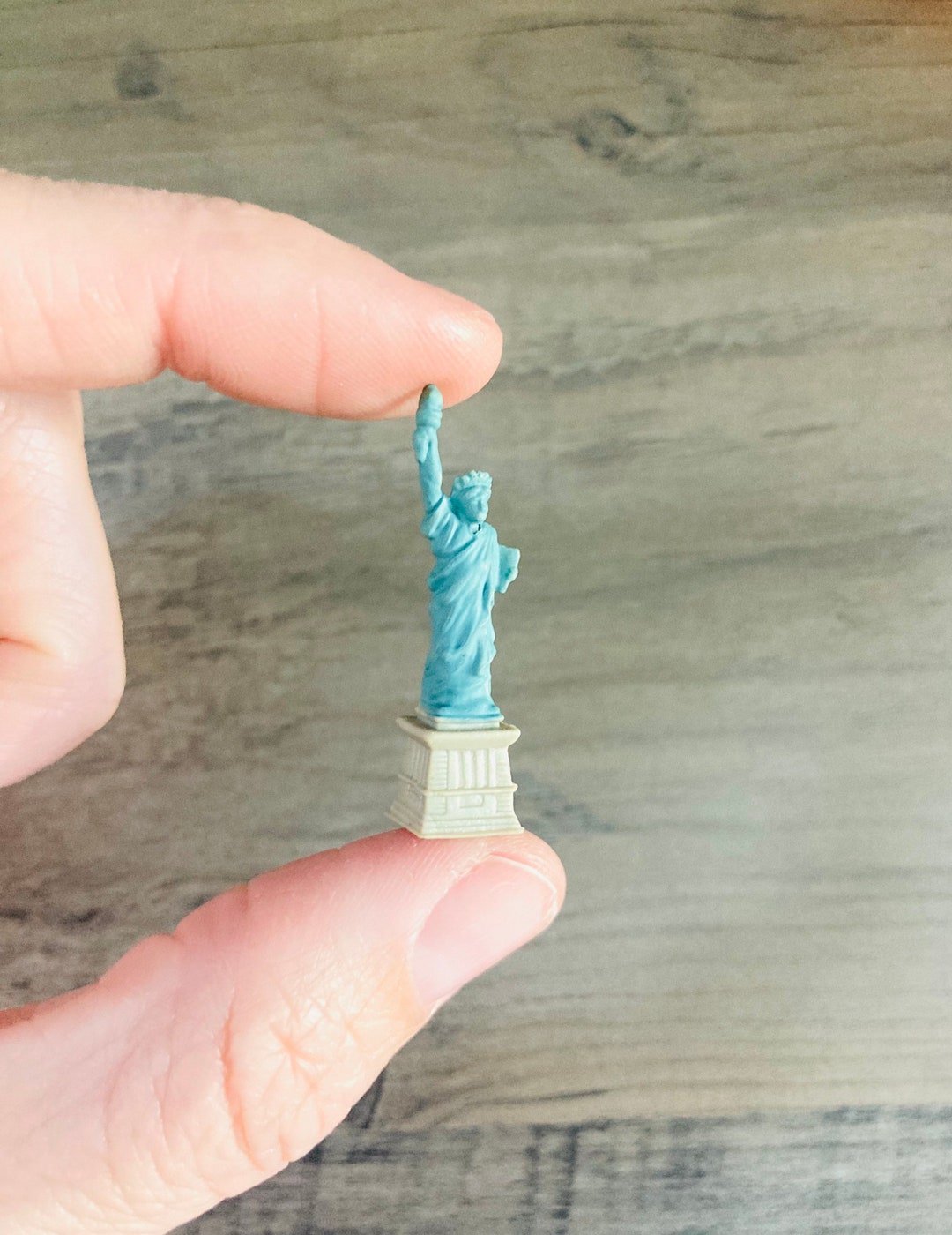 Miniature Statue of Liberty / New York Ellis Island NYC Micro Mini ...
