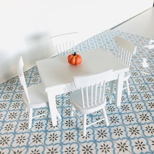 Mini White Farmhouse Table / Miniature Dollhouse Table 4 Chairs ...