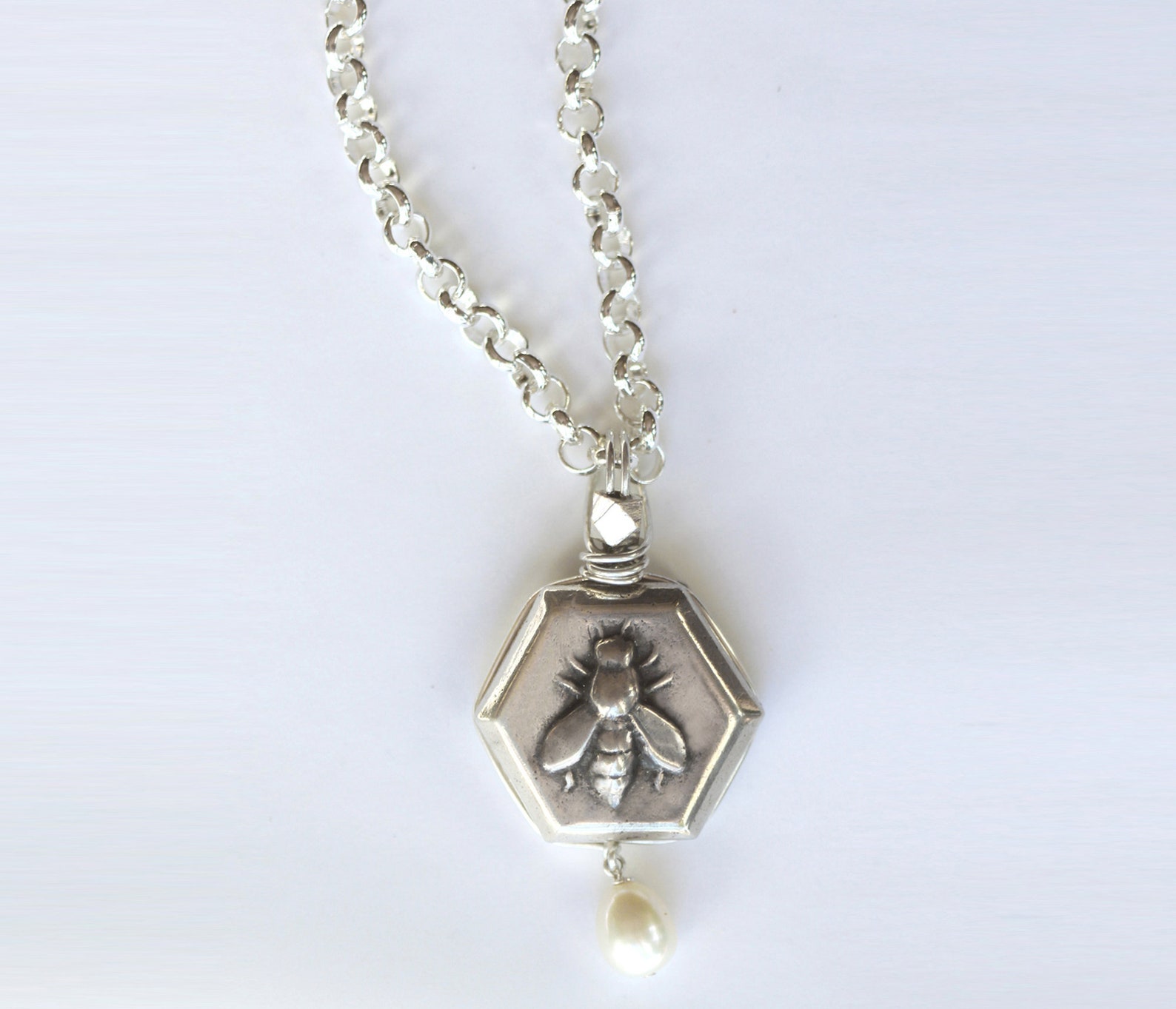 Honey Bee Pendant Necklace Jewelry Honeycomb White or Gold | Etsy