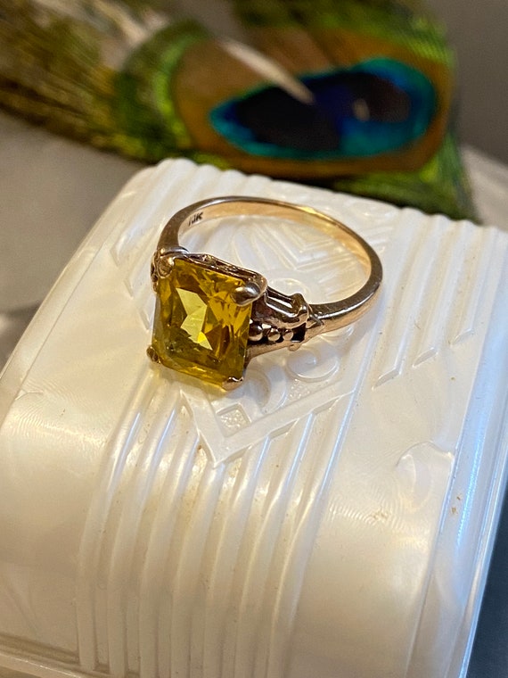 antique 10k yellow gold - Gem