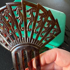 Vintage Bakelite Hair Comb - Etsy