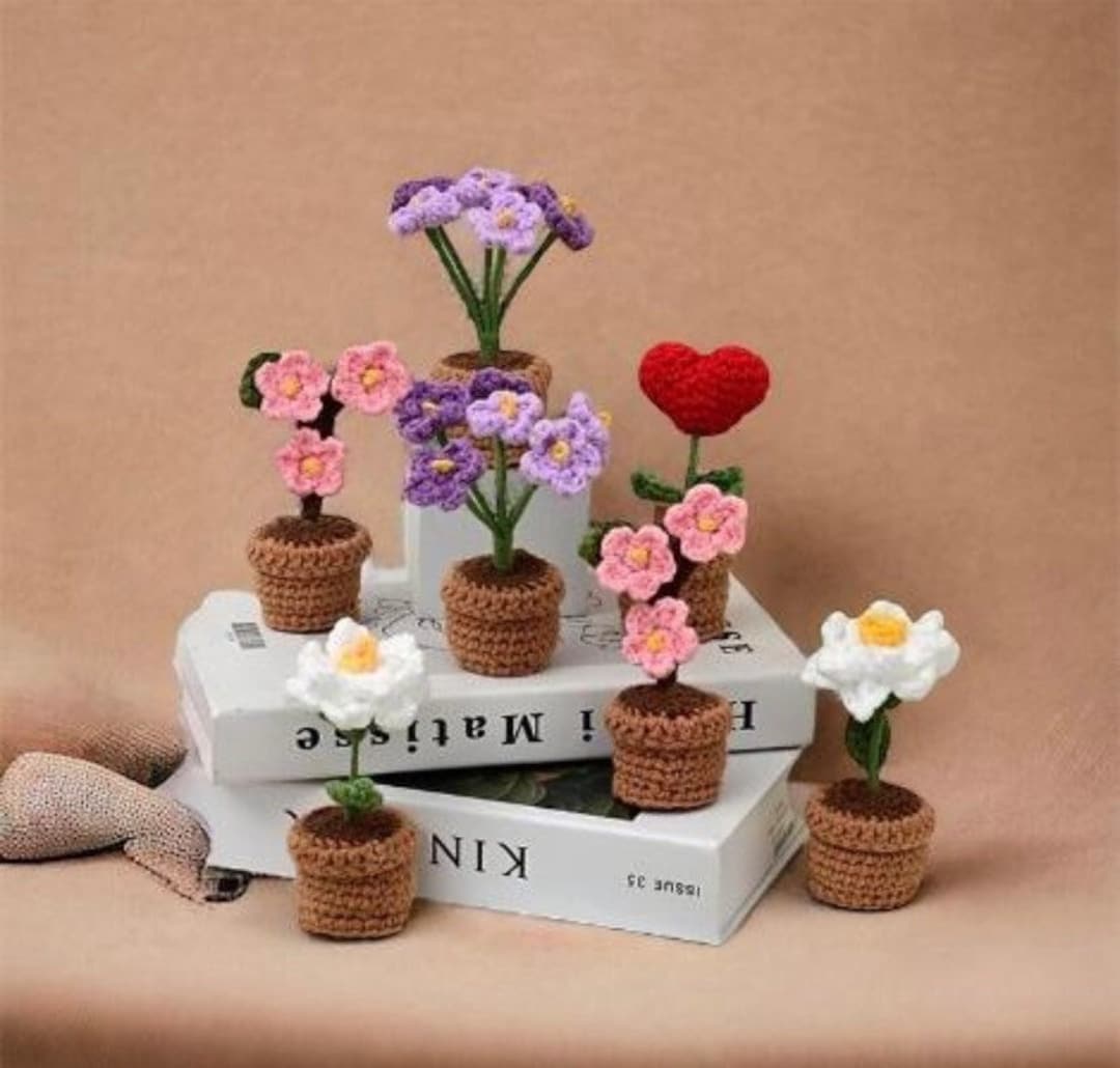 Mini Knitted Flower Pot With Heart-shaped Potted Gift and Crochet ...