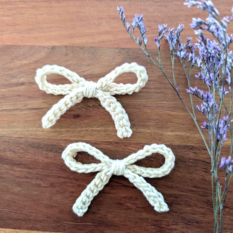 Knitted Hair Bow on Clip - Etsy