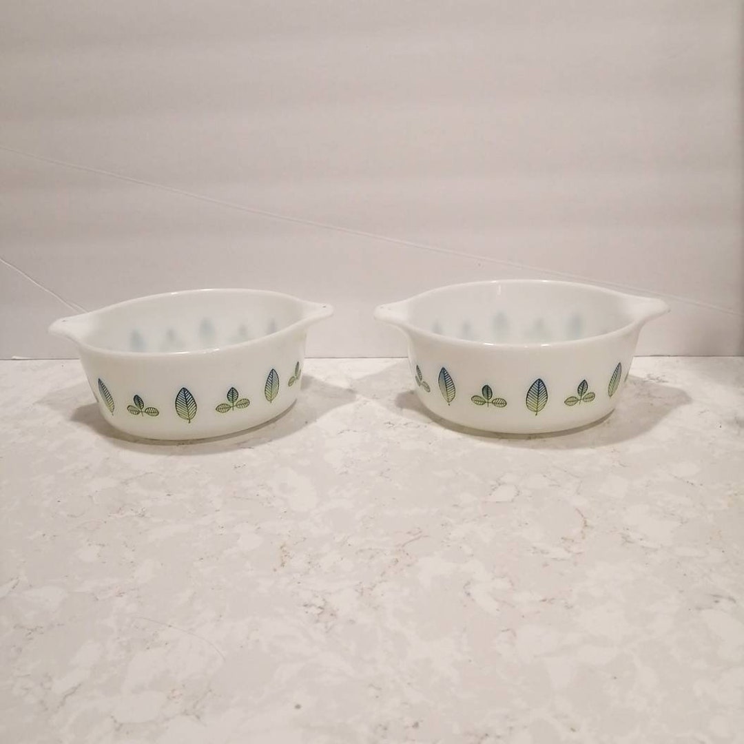 Pyrex Promotional Twin Server Dishes Leaf Pattern - Etsy