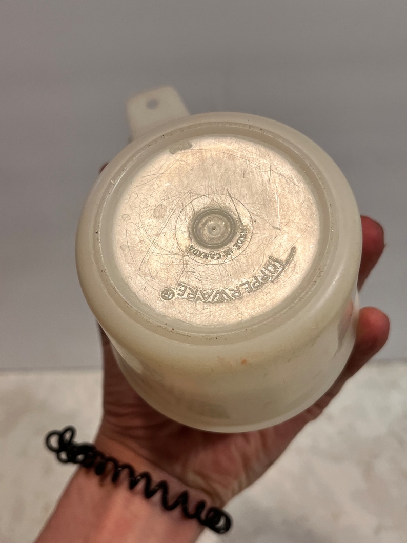 Vintage White Tupperware Measuring Cups - Etsy