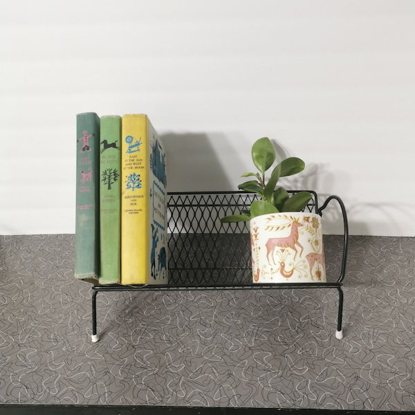Magazine Rack Table - Etsy