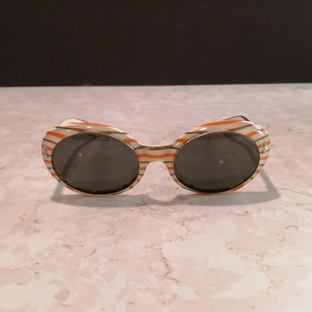 Vintage 1950s Cateye Sunglasses Striped Lucite Vintage Sunglasses