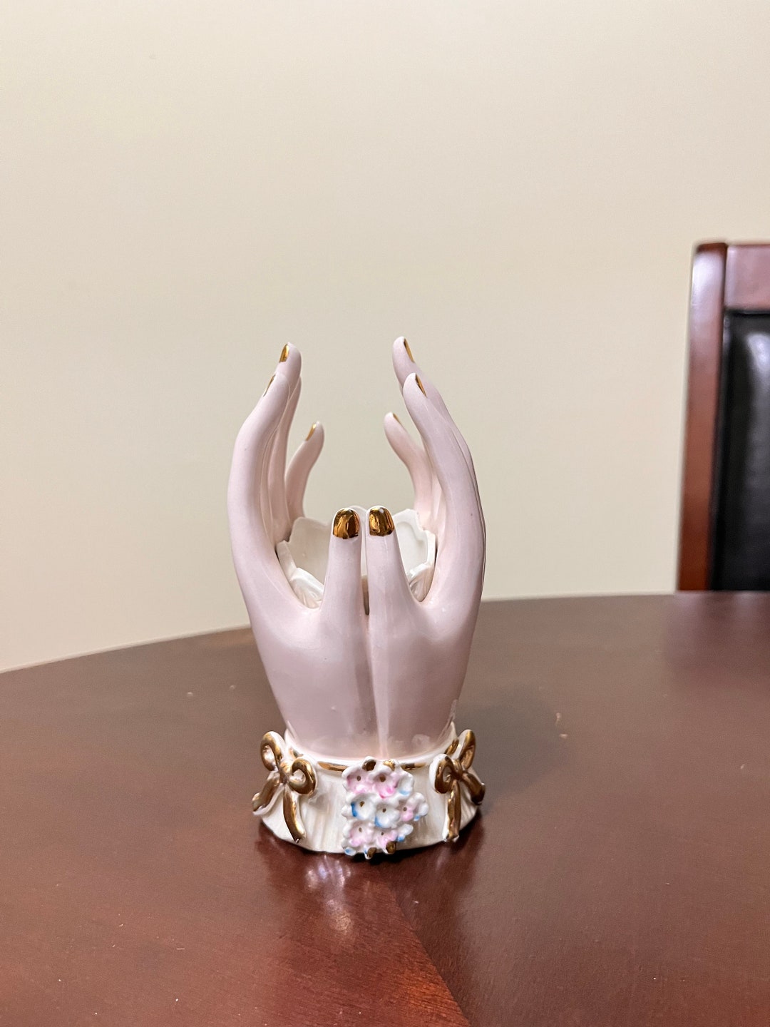 Vintage Rubens Hands Vase Hand Vase Soft Pink Elegant - Etsy