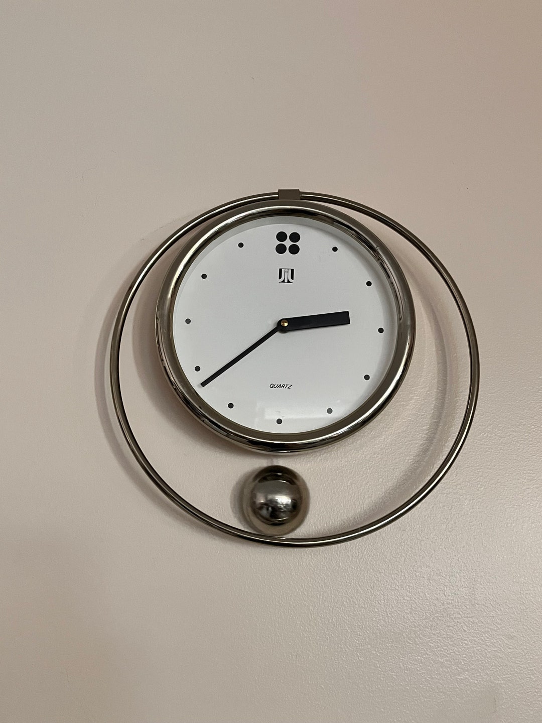 Vintage Chrome Pendulum Clock Mid Century Classy Clock - Etsy