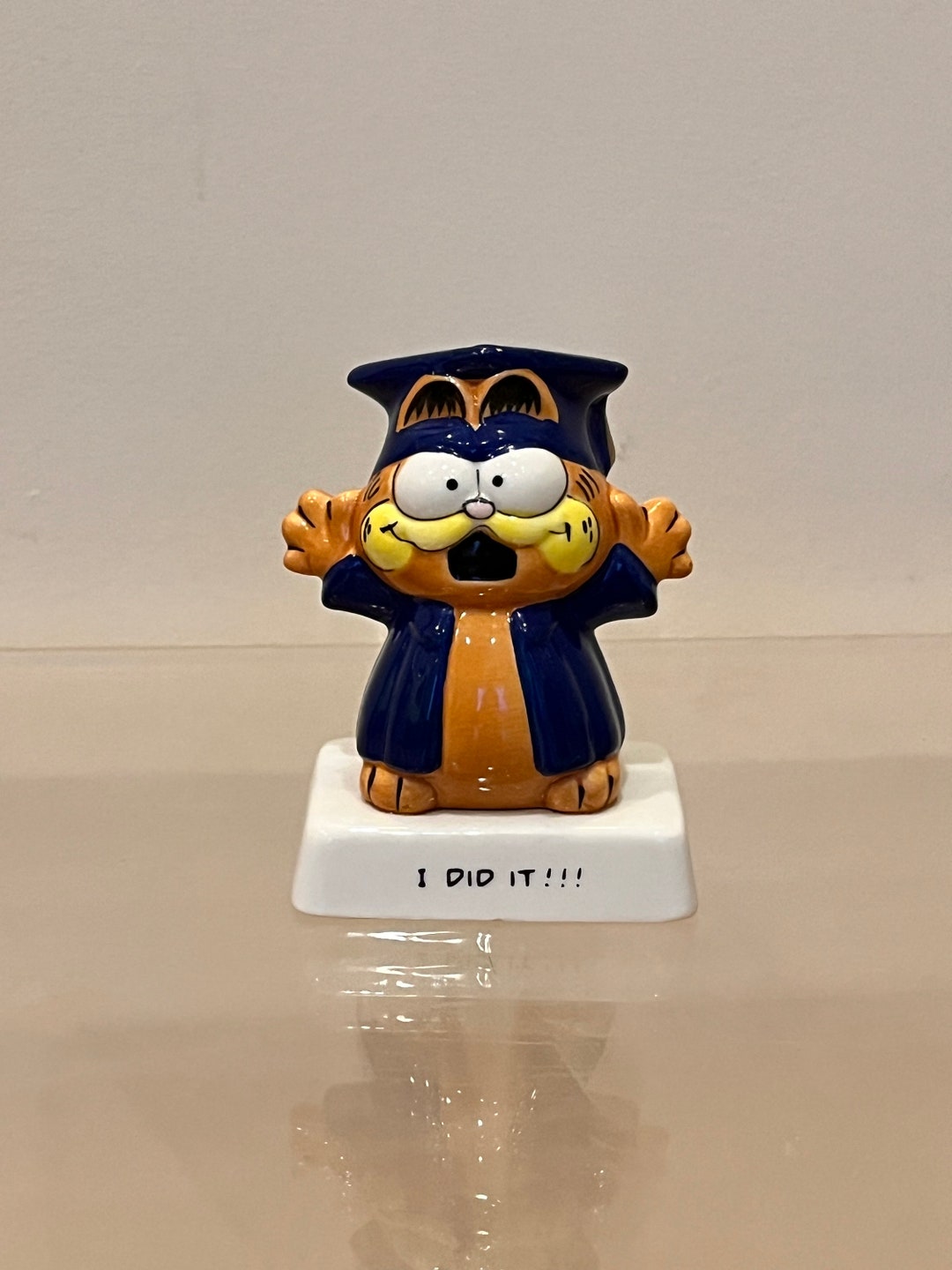 Vintage Garfield Graduate Ceramic Figure - Etsy