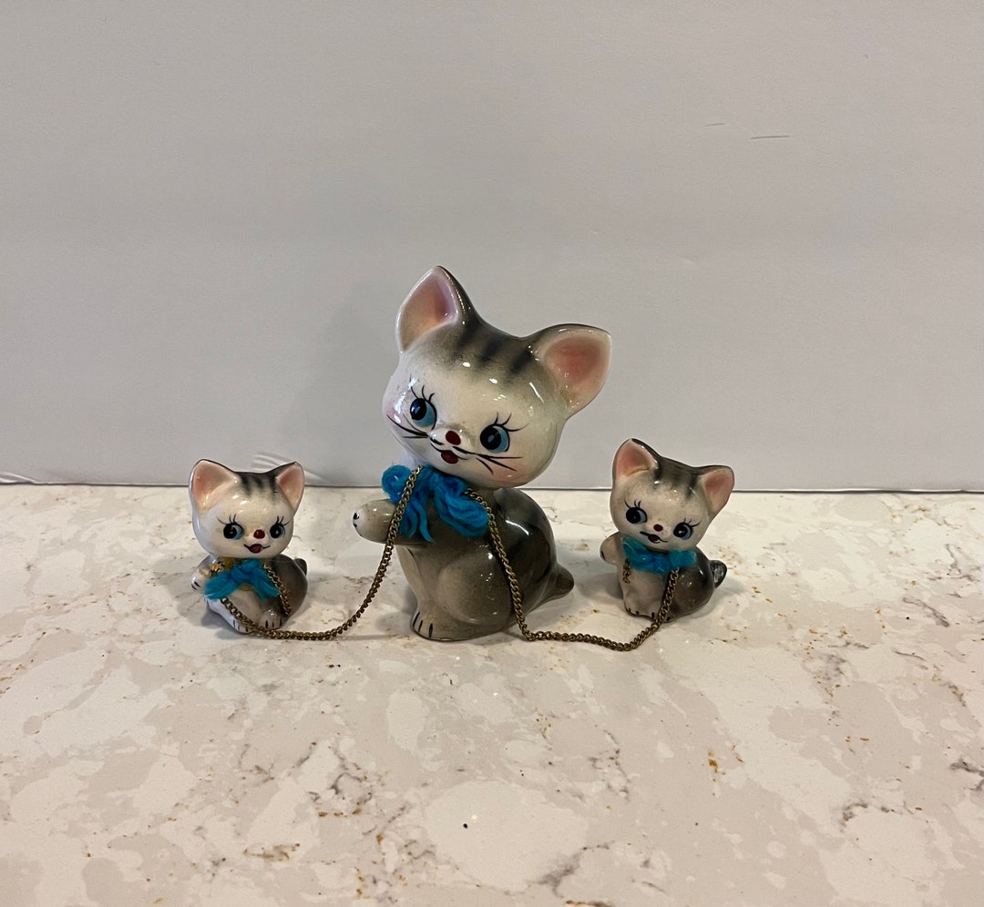 Vintage Furry Cat Family Chained Cats Mid Century Kitsch ...