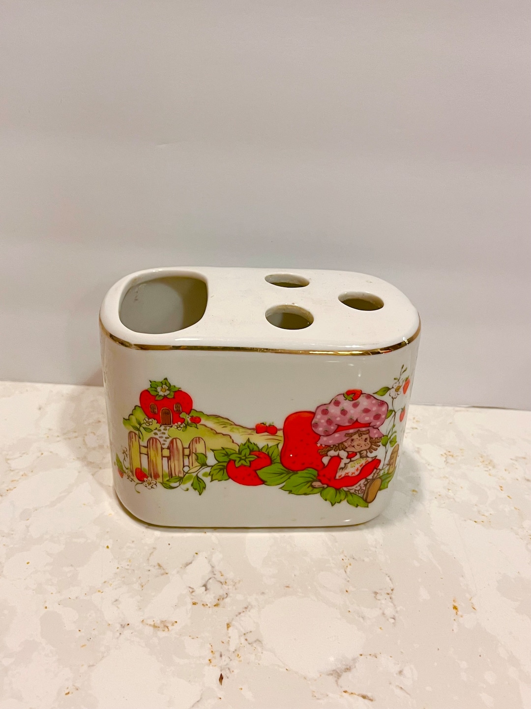 Vintage Strawberry Shortcake Toothbrush Holder Vintage - Etsy