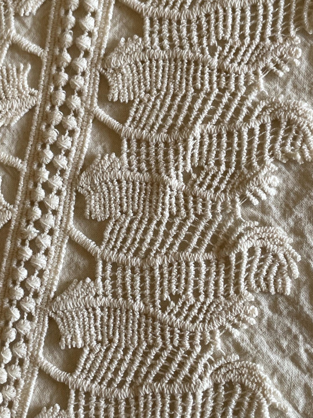 Ecru Cotton Lace With Feather Design - Etsy