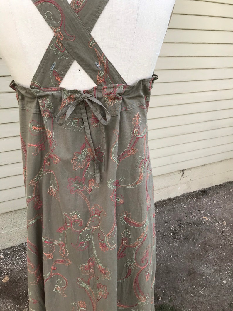 Long Vintage Style Sundress in Green Embroidery - Etsy