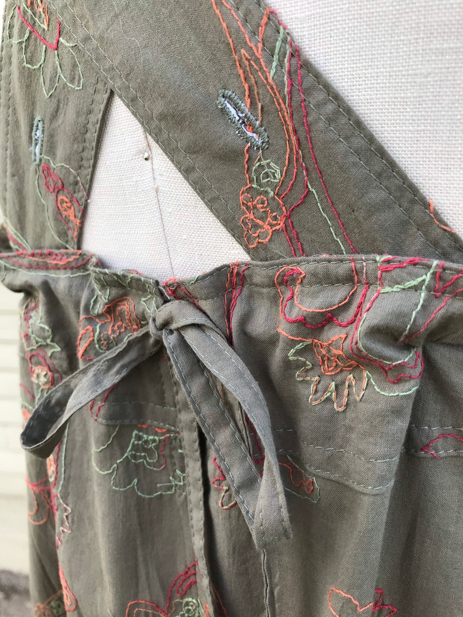 Long Vintage Style Sundress in Green Embroidery - Etsy