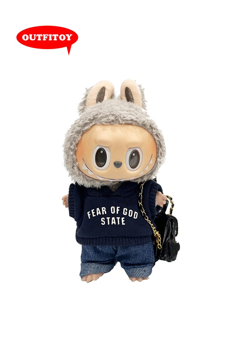 Labubu Outfit |street Style| Navy Hoodie + Blue Jeans + Casual Backpack ...