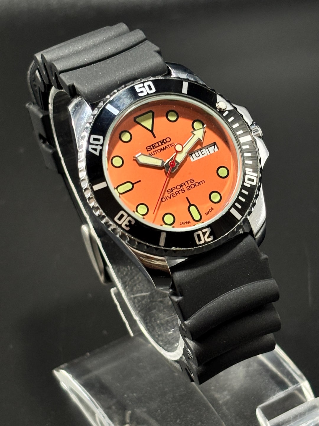 Seiko Automatic Rotating Bezel Men's Sports Wrist Watch Orange Dial Red ...