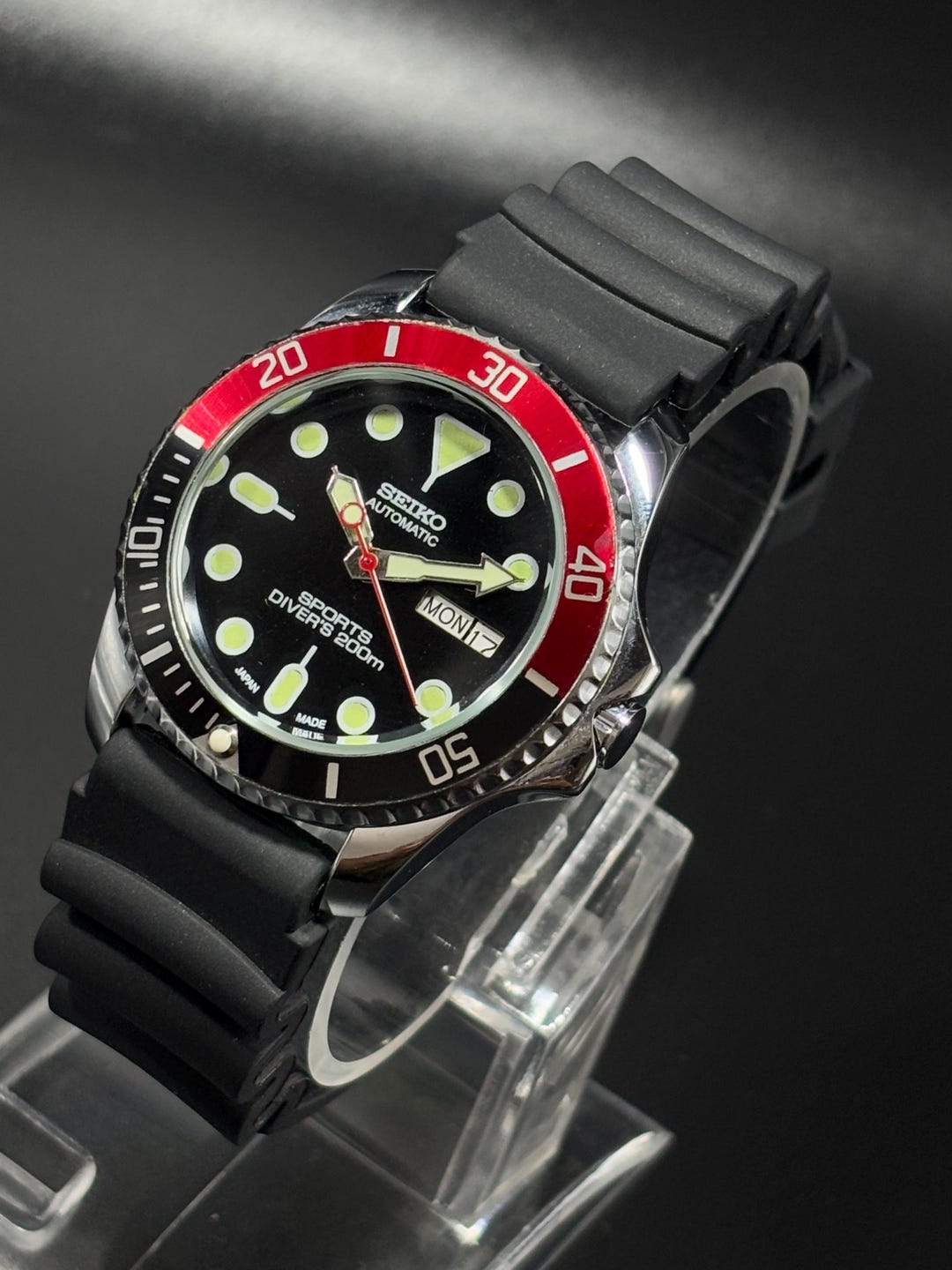 Seiko Automatic Turning Bezel Men's Wrist Watch Sports Style Black Dial ...