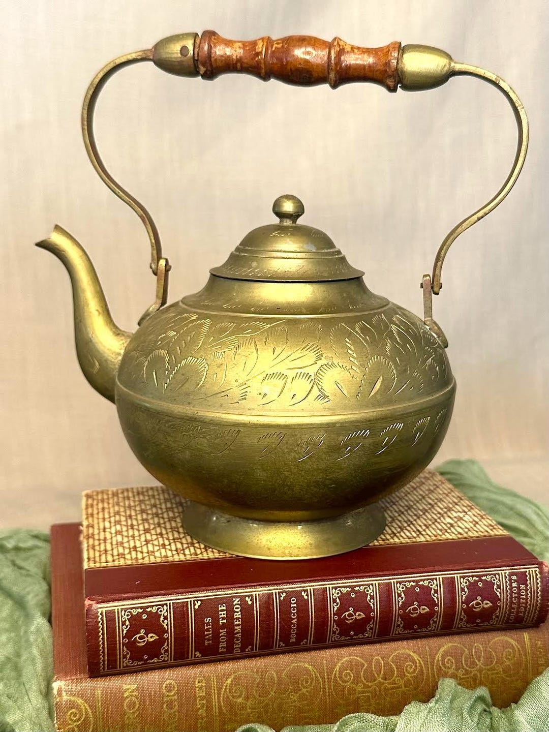 Vintage Etched Brass Teapot With Wooden Handles - Etsy