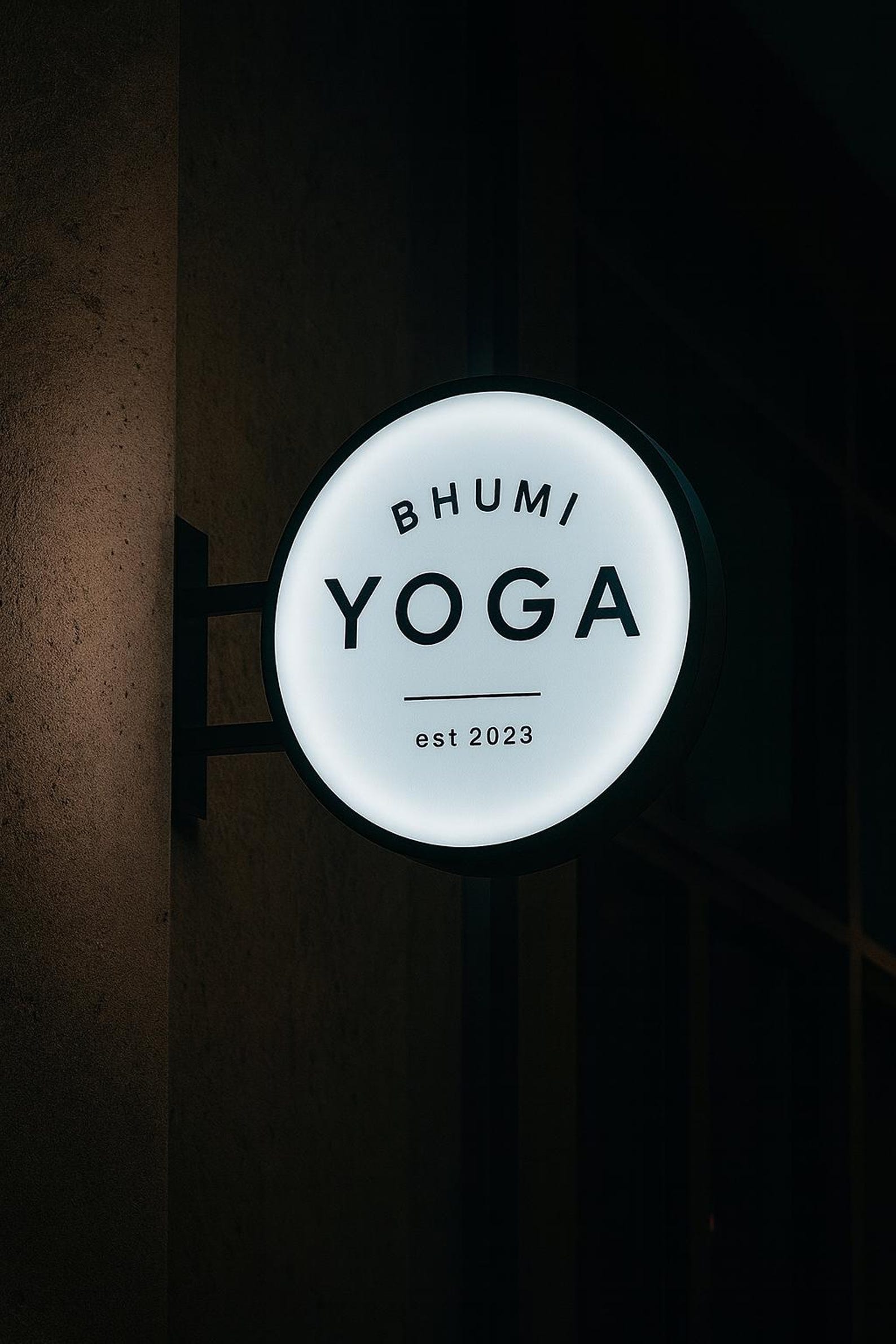 Custom LED Lightbox Sign | Double Sided Illuminated Business Logo Sign ...