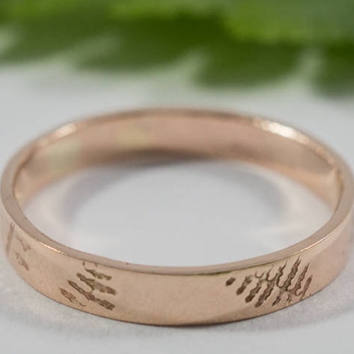 Rose Gold Fern Wedding Band: A 9ct Rose Eco Gold Textured - Etsy