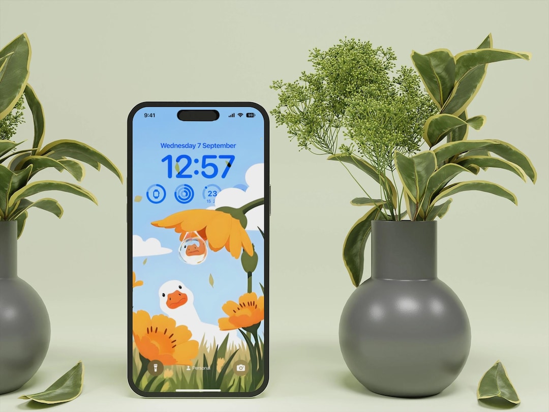 Cute Goose in Dew Drop Live Wallpaper – Charming Animated Phone ...