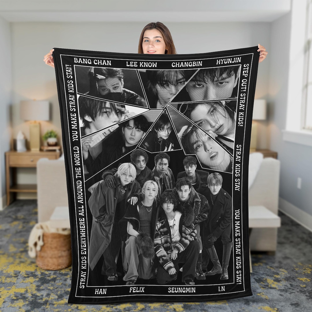 Graphic Stray Kids Blanket, Cozy Fandom Unique Keepsake, Stray Kids K ...