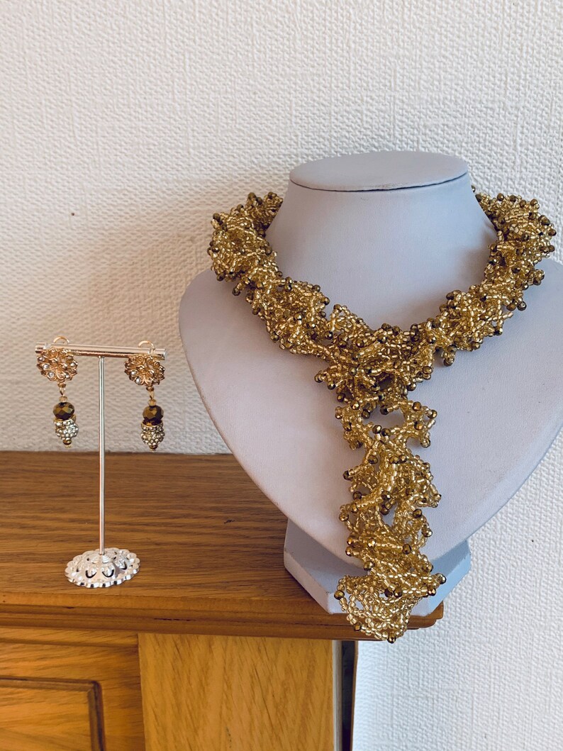 Gold Ruffle Necklace Set - Etsy