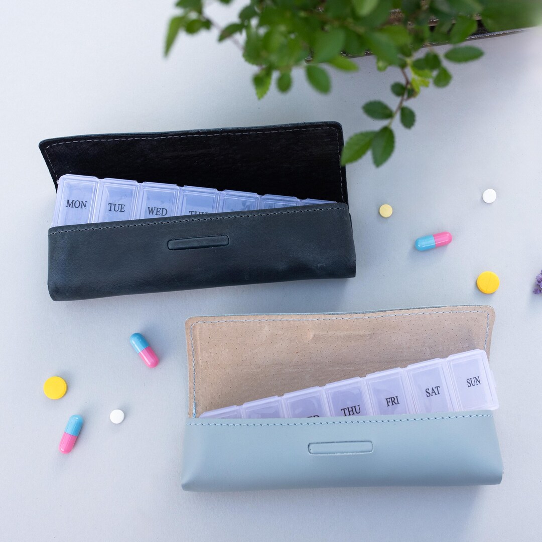 Personalized Leather Pill Organizer Case – Weekly 7-day Pill Box ...