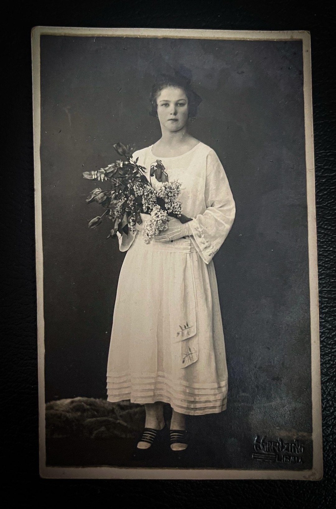Antique Lady Image, Girl in White Dress, Young Woman With Flower ...