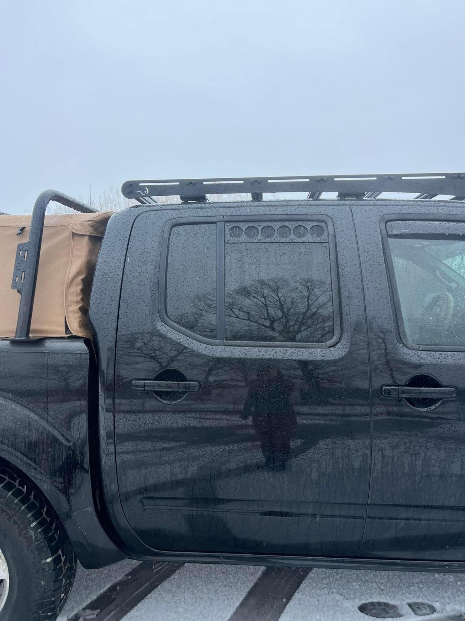 Nissan Frontier D40 Rear Window Vents: Camping Screen Inserts (pair) - Etsy