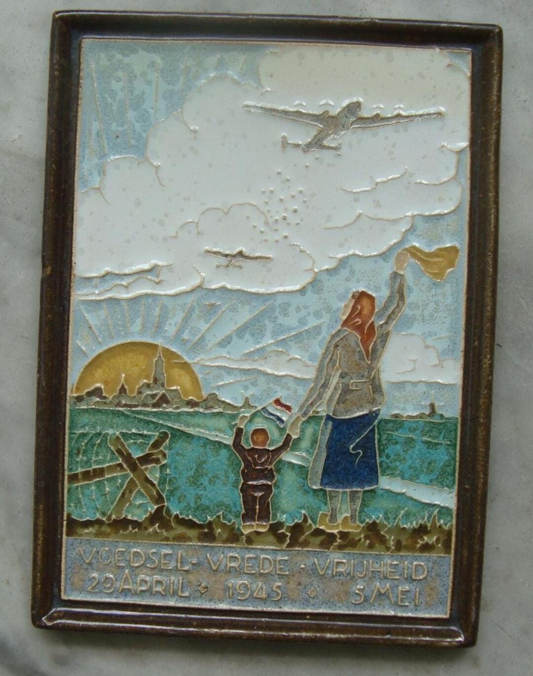 Nice Ww2 ,liberation, Royal Delft Tile Arts and Craft, 1945,cloissonnee ...