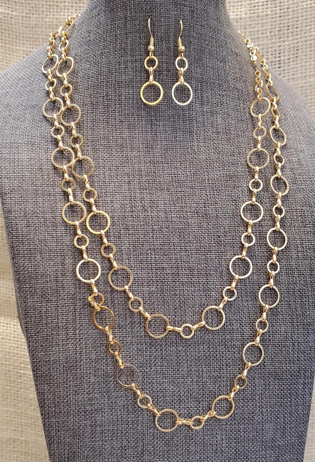 Long Gold Link Chain Necklace and Earrings: 40 Inch Adjustable Gold ...