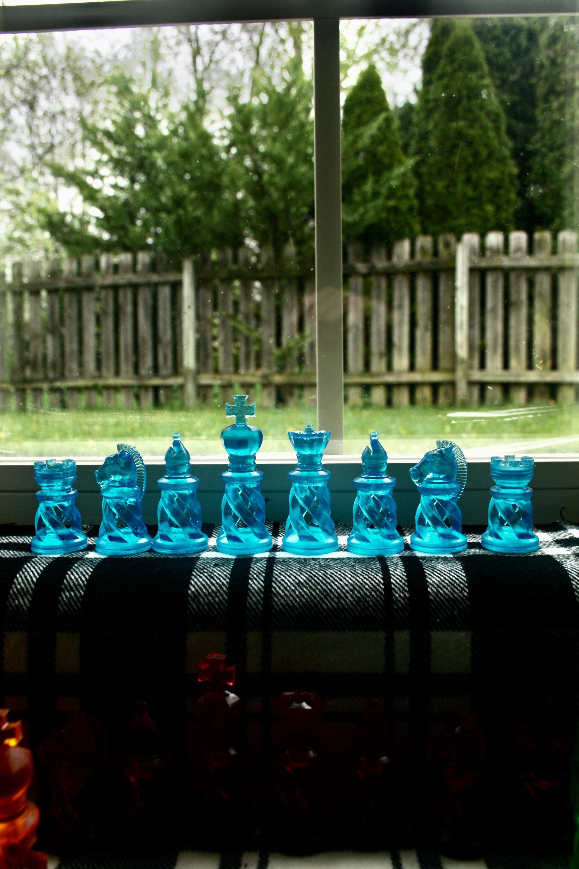 3d Printed Resin Spiral Chess Set Both Sides! - Etsy
