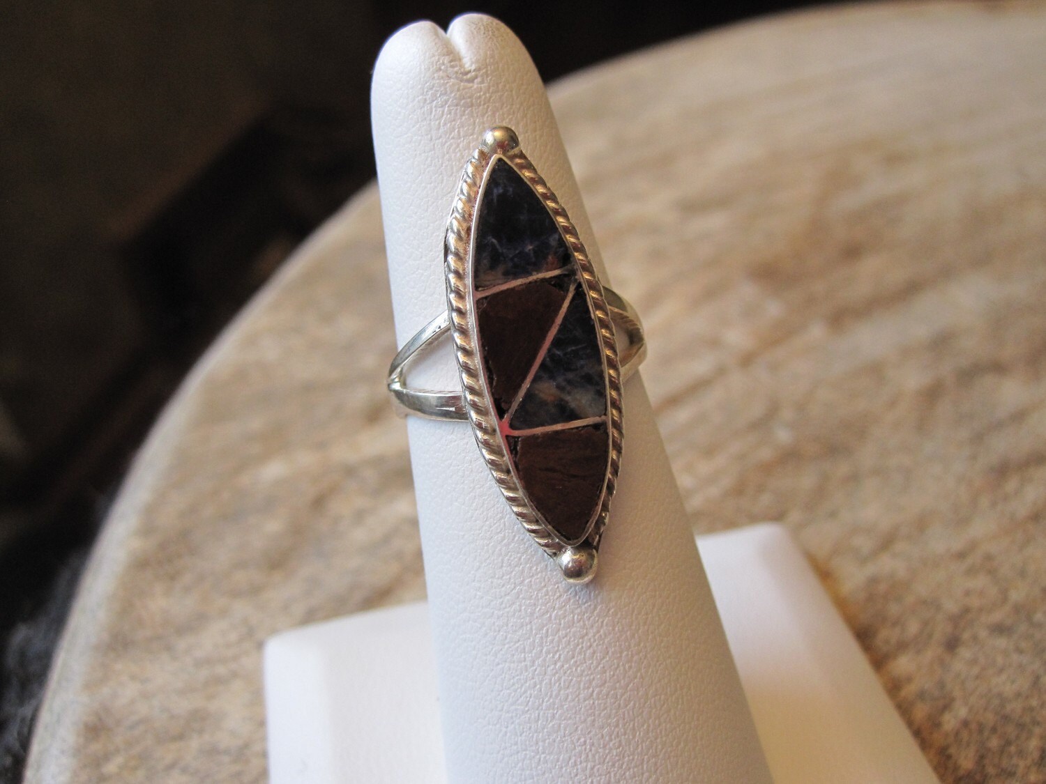 Vintage Inlaid Stone Ring - Etsy