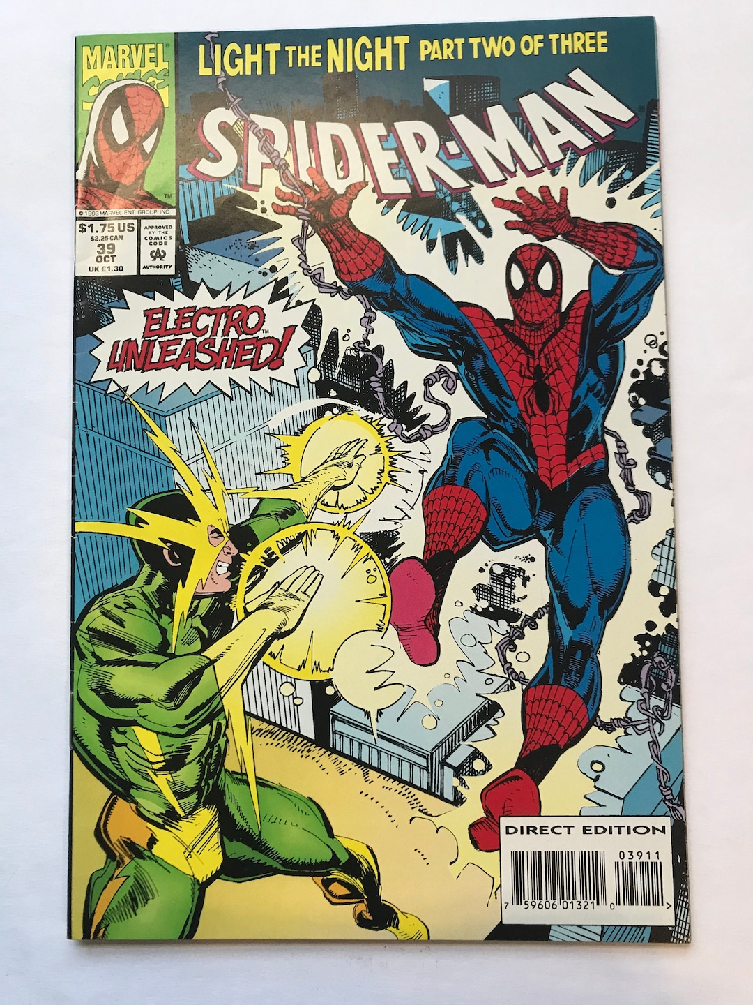 Spider-man 39 Spider-man Vs Electro marvel Comic Book, First Printings, Very Fine, Spawn, Venom ...