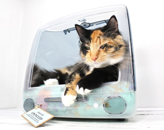 Upcycled Apple Computer Pet Bed - Etsy