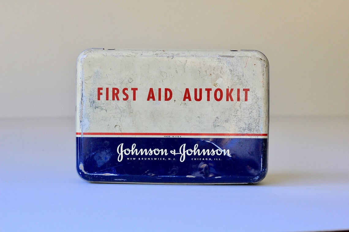 Near Complete Johnson & Johnson First Aid Autokit, Car First Aid Kit ...