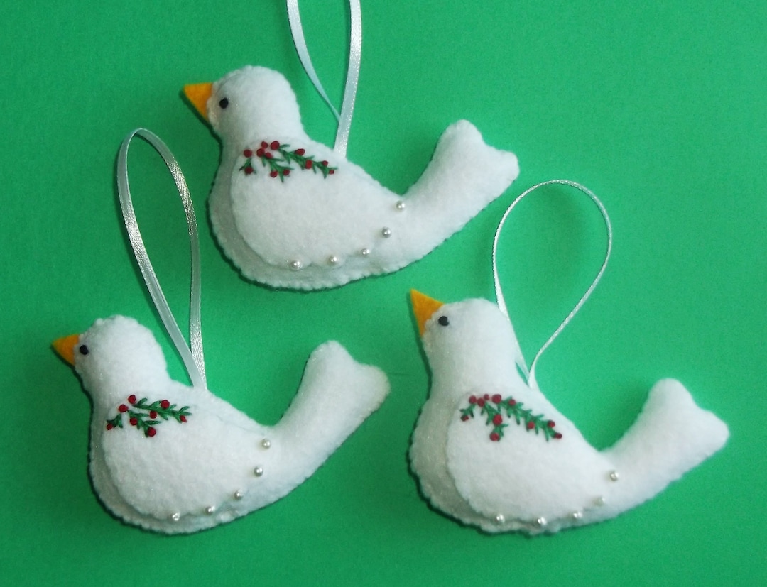 Hand Crafted Felt Embroidered Bird Ornaments - Christmas White Snow ...