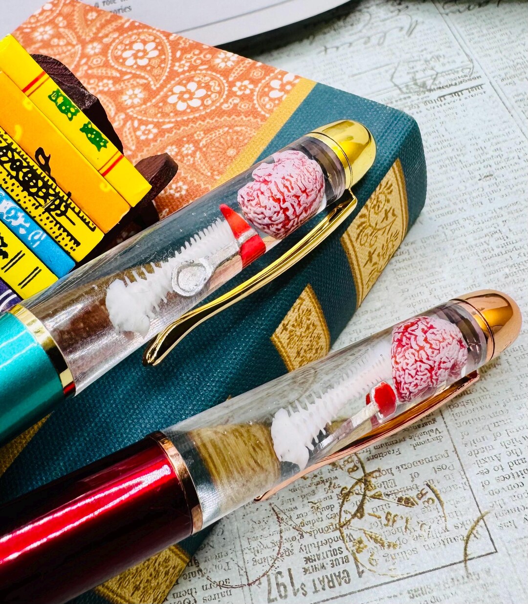 Anatomical Brain Float Pen With Spine and Reflex Hammer - Doctor ...