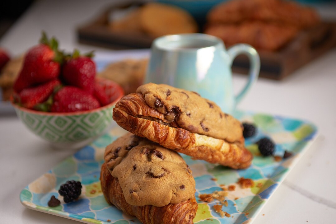 The CROOKIE - Croissant Stuffed and Topped With Chocolate Chip Cookie ...