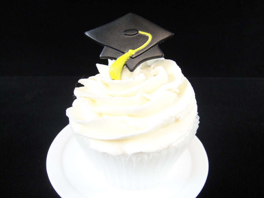 Graduation Cupcake Ring, Cupcake Ring, Graduation Cupcakes, Graduation ...