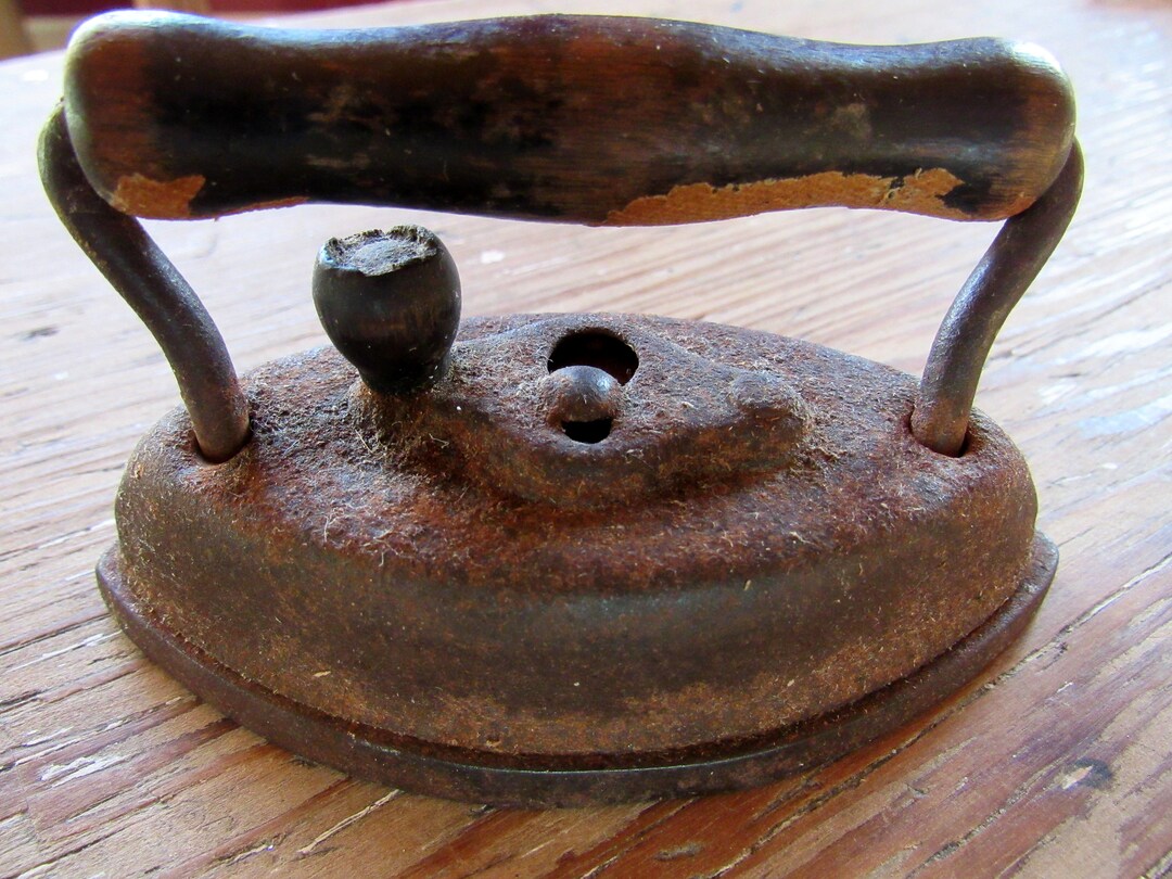 Antique Sad Iron, Rusty Cast Iron, Wooden Handle, 4 Inch - Etsy