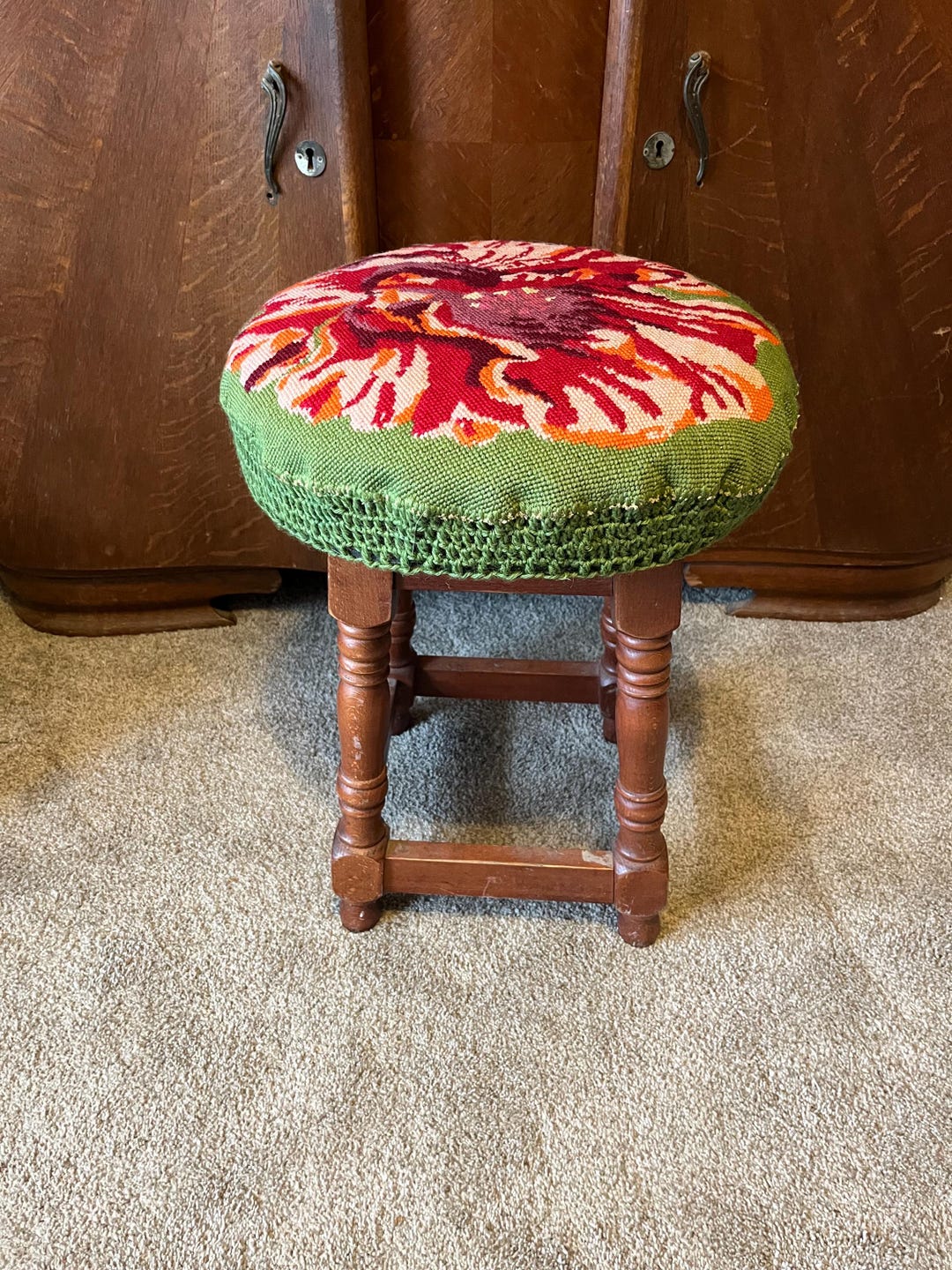 Needlepoint Cover for Stool, Vintage Needlepoint, Green Red Needlepoint ...