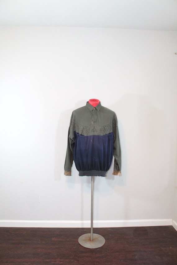 1990s Distressed Pullover // Color Works // Medium to… - Gem