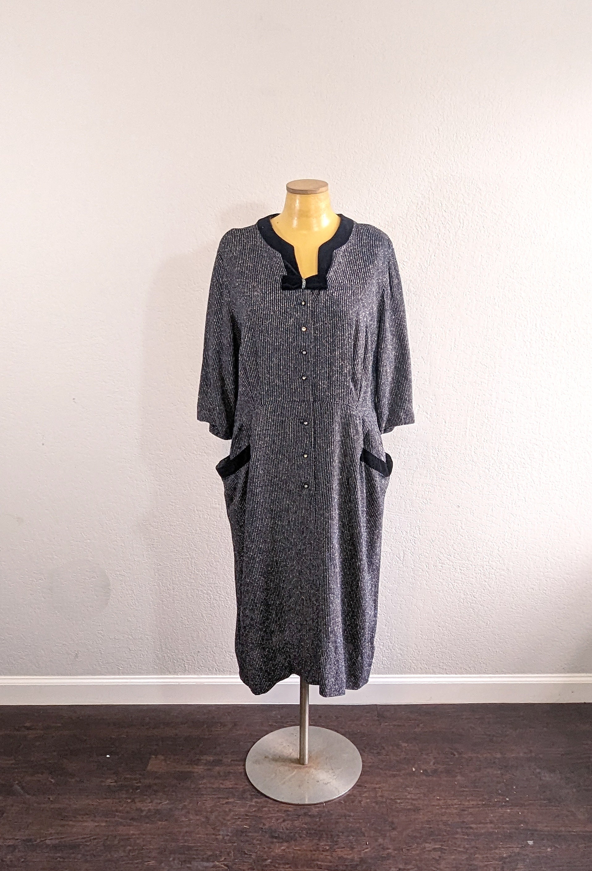 1940s Korell Black Striped Shirtdress With Rhinestone Buttons // Extra ...