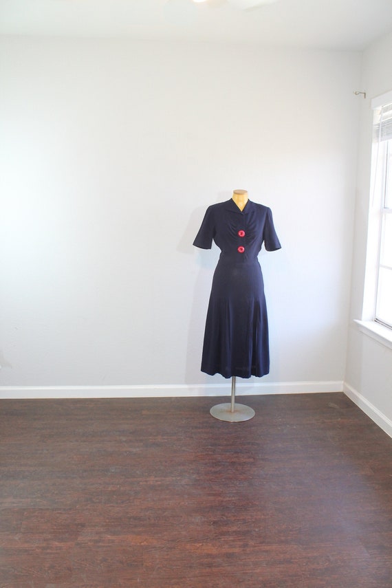 1940s navy blue day - Gem