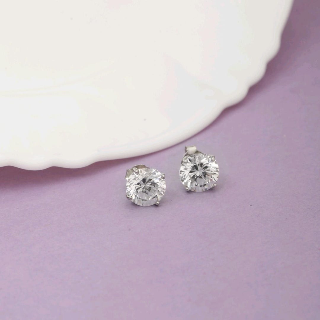 Lab Grown Diamond Stud Earrings, Round Brilliant Cut (6.00 CT Total ...