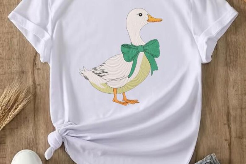 Dressed-up Duck Machine Embroidery Design - White Ducks With Green ...